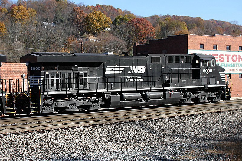 NS 8000